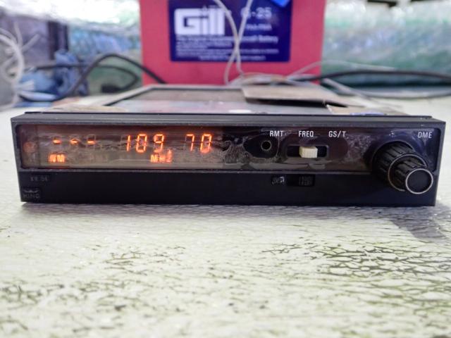 Bendix King 066-1088-00 KN-64 DME 14 to 28 volts (Face needs replacing ...